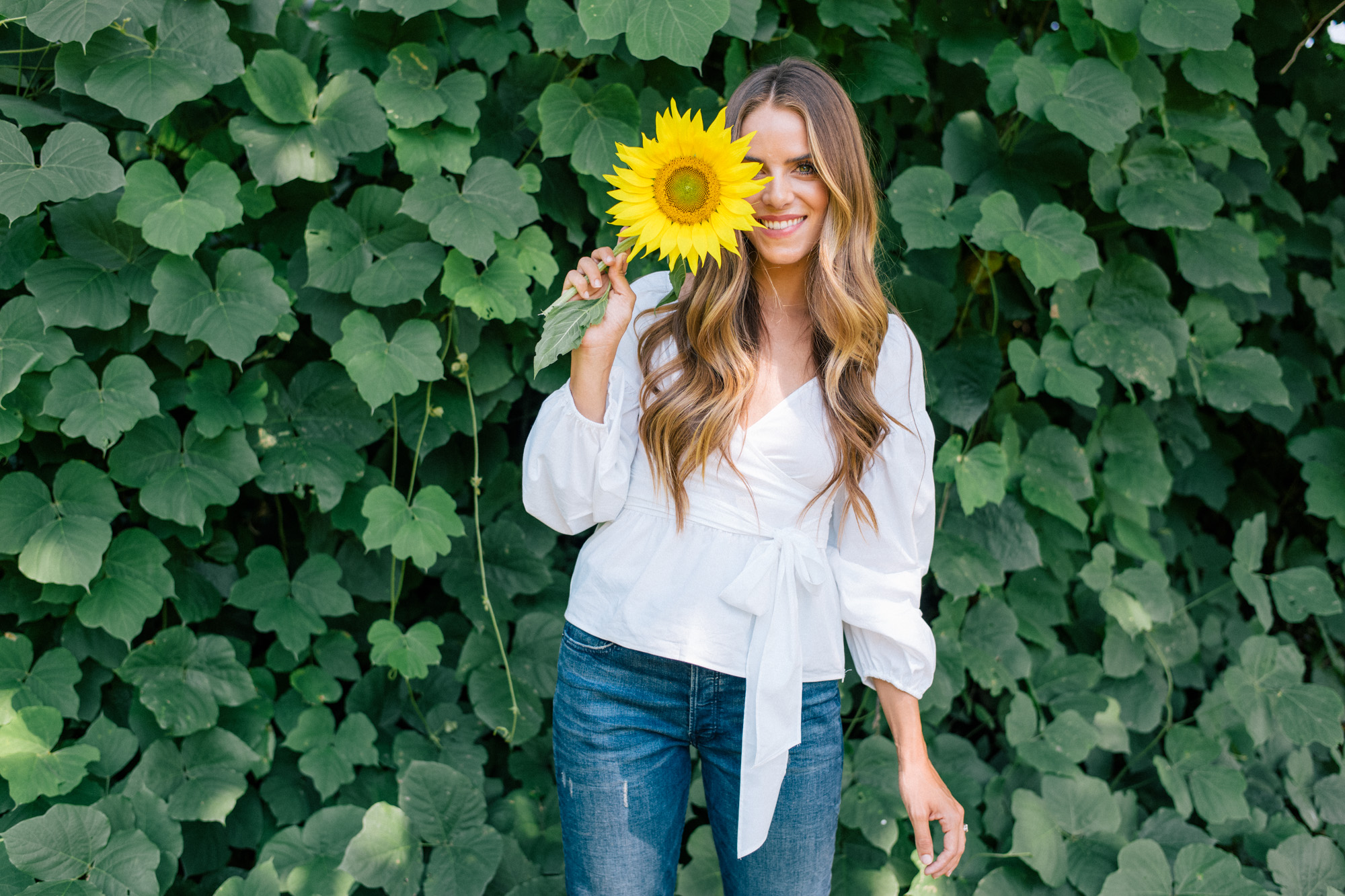 gal-meets-glam-sunflowers-asheville-1003696 - Julia Berolzheimer