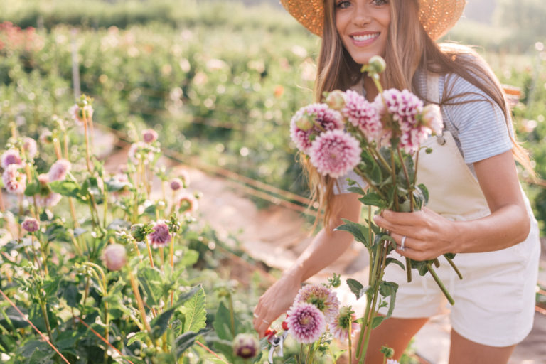 This Flower Farm Will Make You Want To Become A Flower Farmer - Julia ...