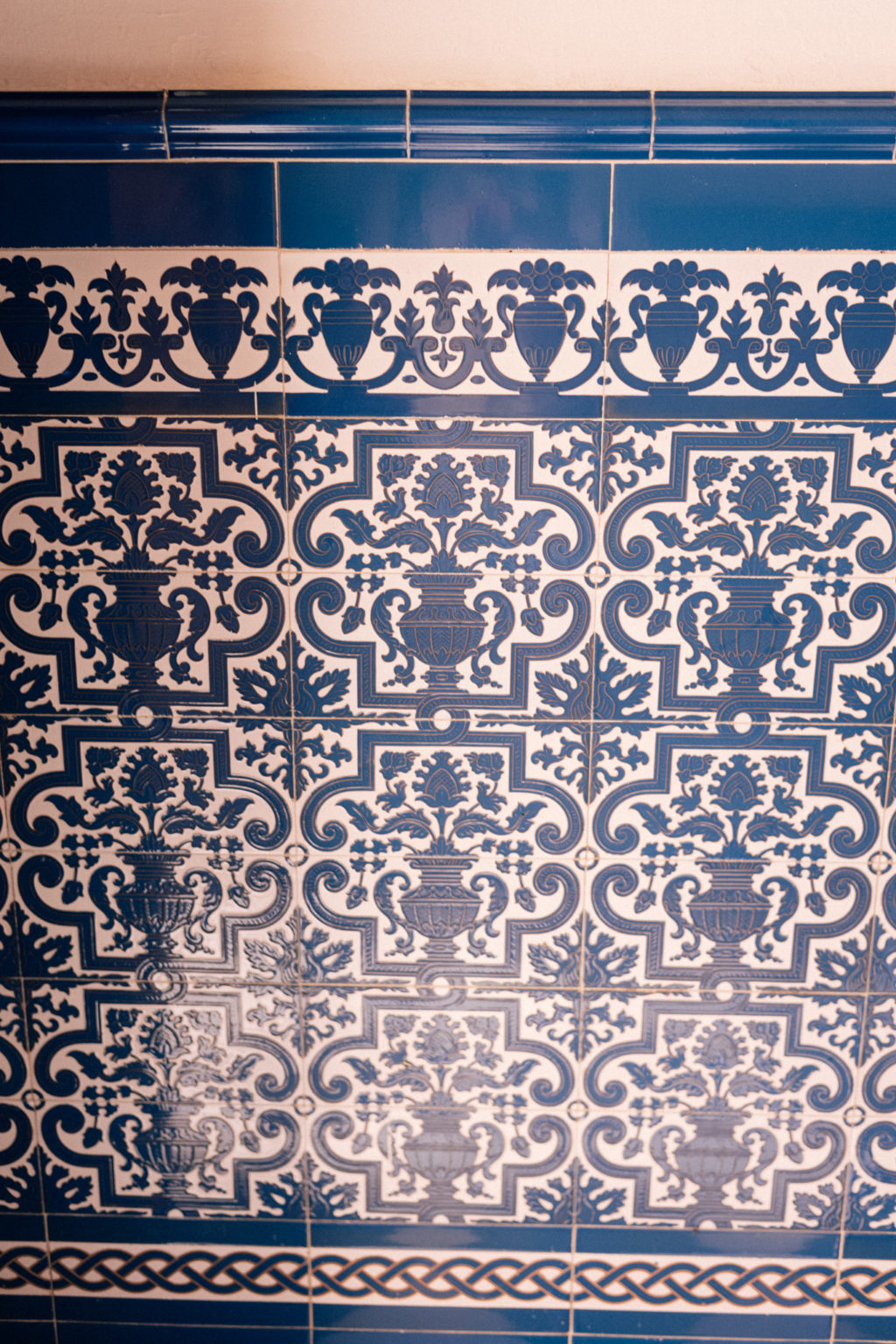Beautiful Tiles in Seville & Visiting Casa de Pilatos - Julia Berolzheimer