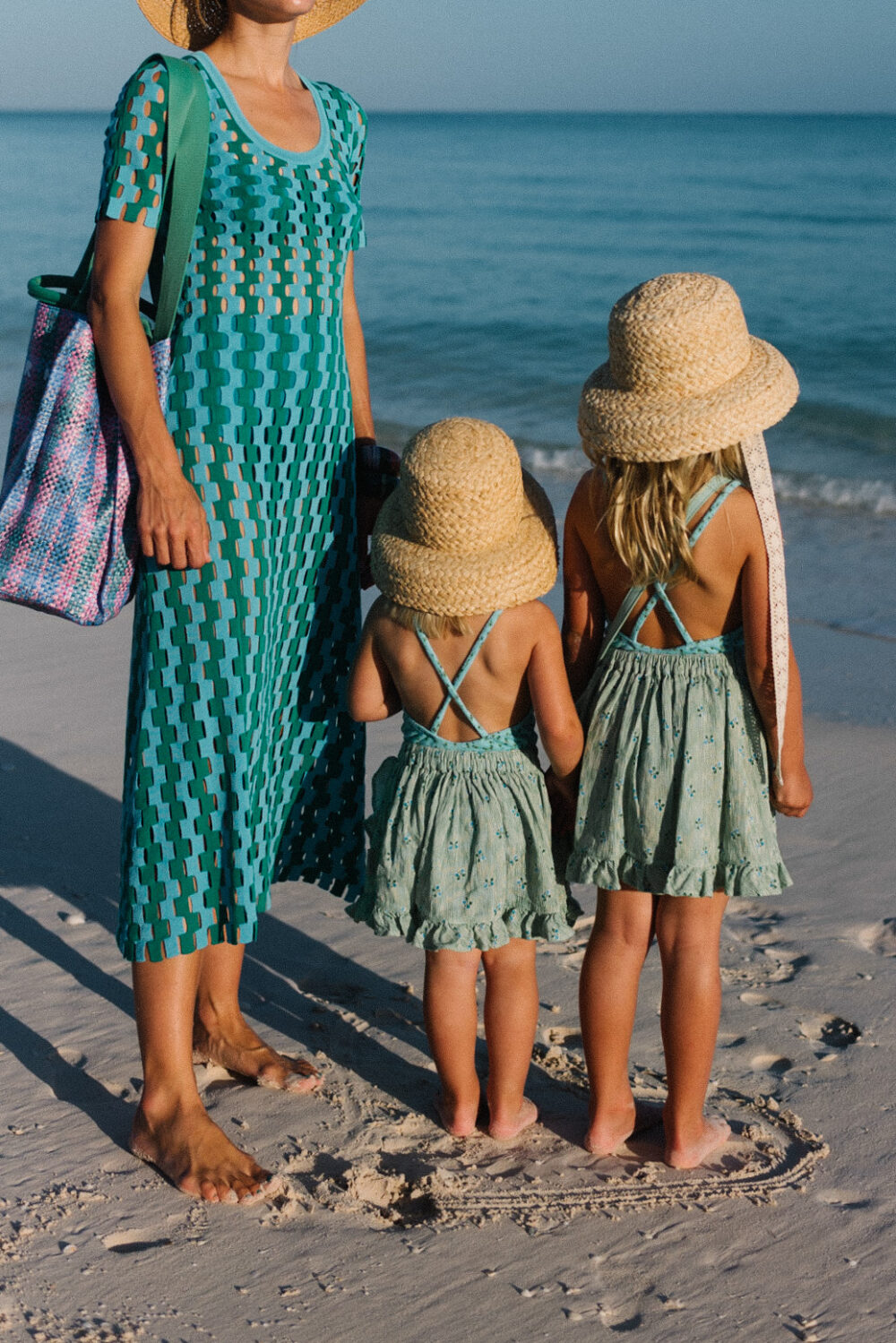 Coastal Breeze Style - Julia Berolzheimer